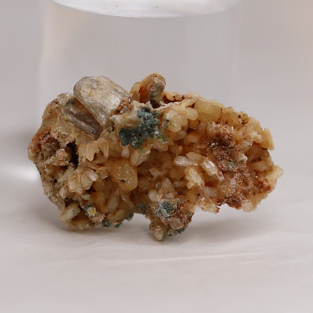 Apatitt på stilbitt fra Imilchil, Marokko - Naturens Mangfold AS