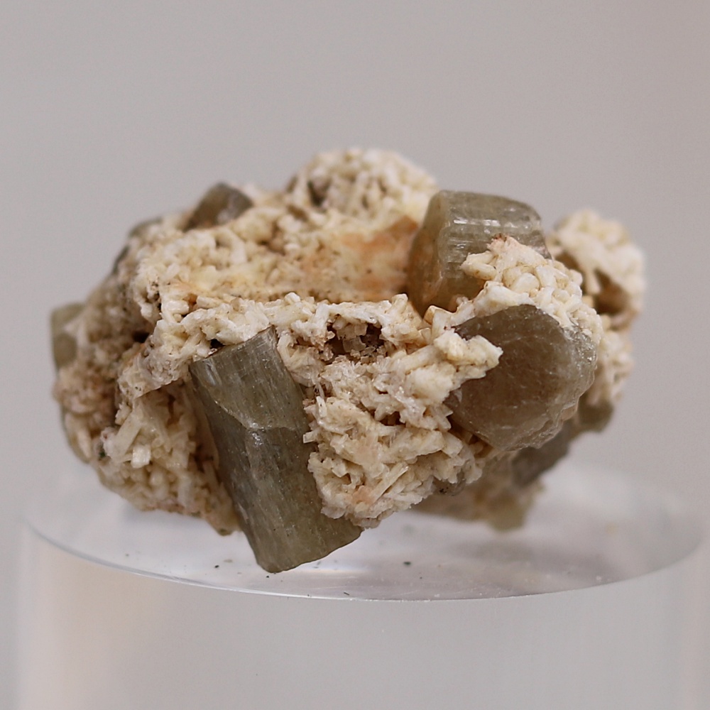 Apatitt på stilbitt fra Imilchil, Marokko - Naturens Mangfold AS